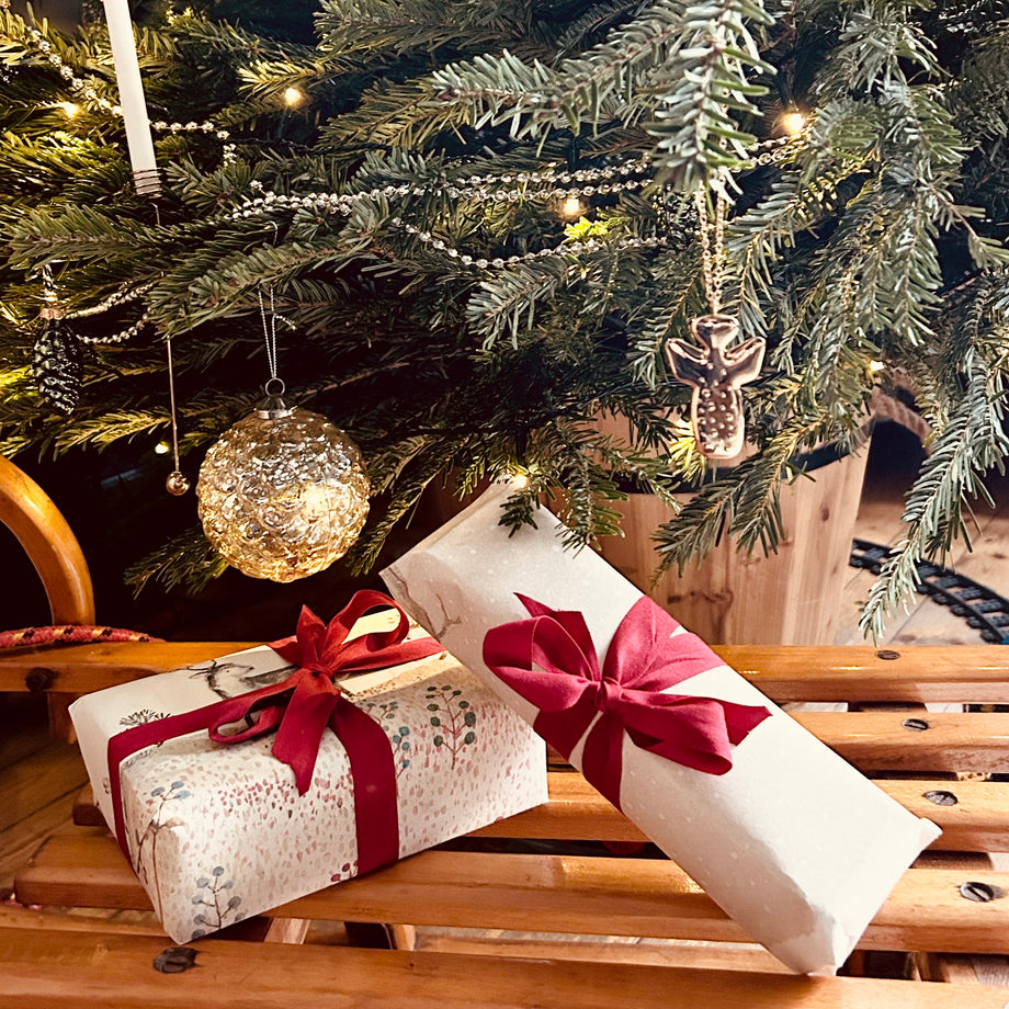 Wrapping gifts near me store